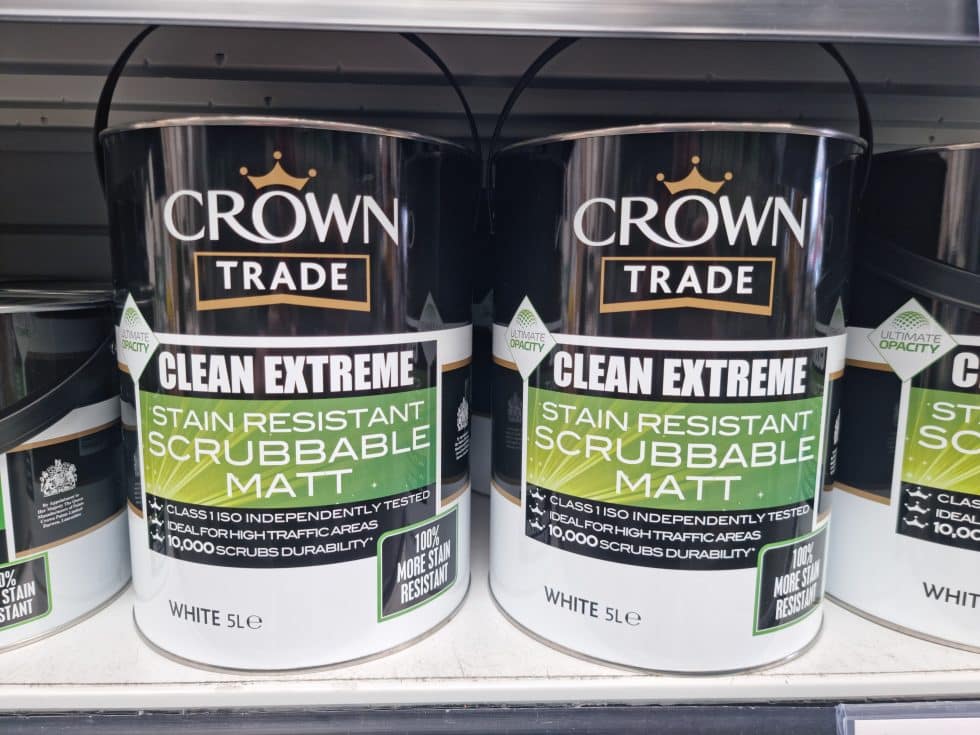 Best White Emulsion Paint for Walls and Ceilings - Decorator's forum UK