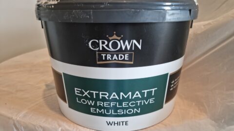 Crown Paint Review - A product guide - Decorator's forum UK
